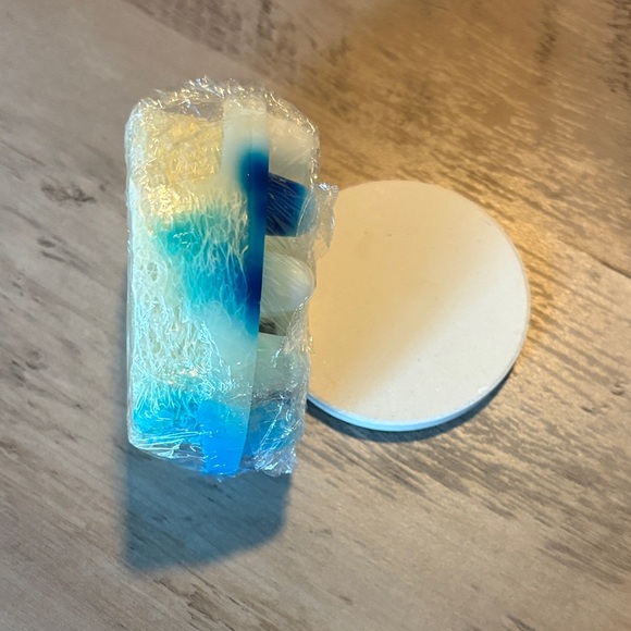 Eslira Natura | Other | Eslira Natura Shea Goat Blue And White Loofah ...
